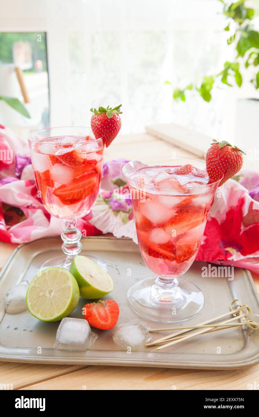 Pink strawberry punch hi-res stock photography and images - Alamy