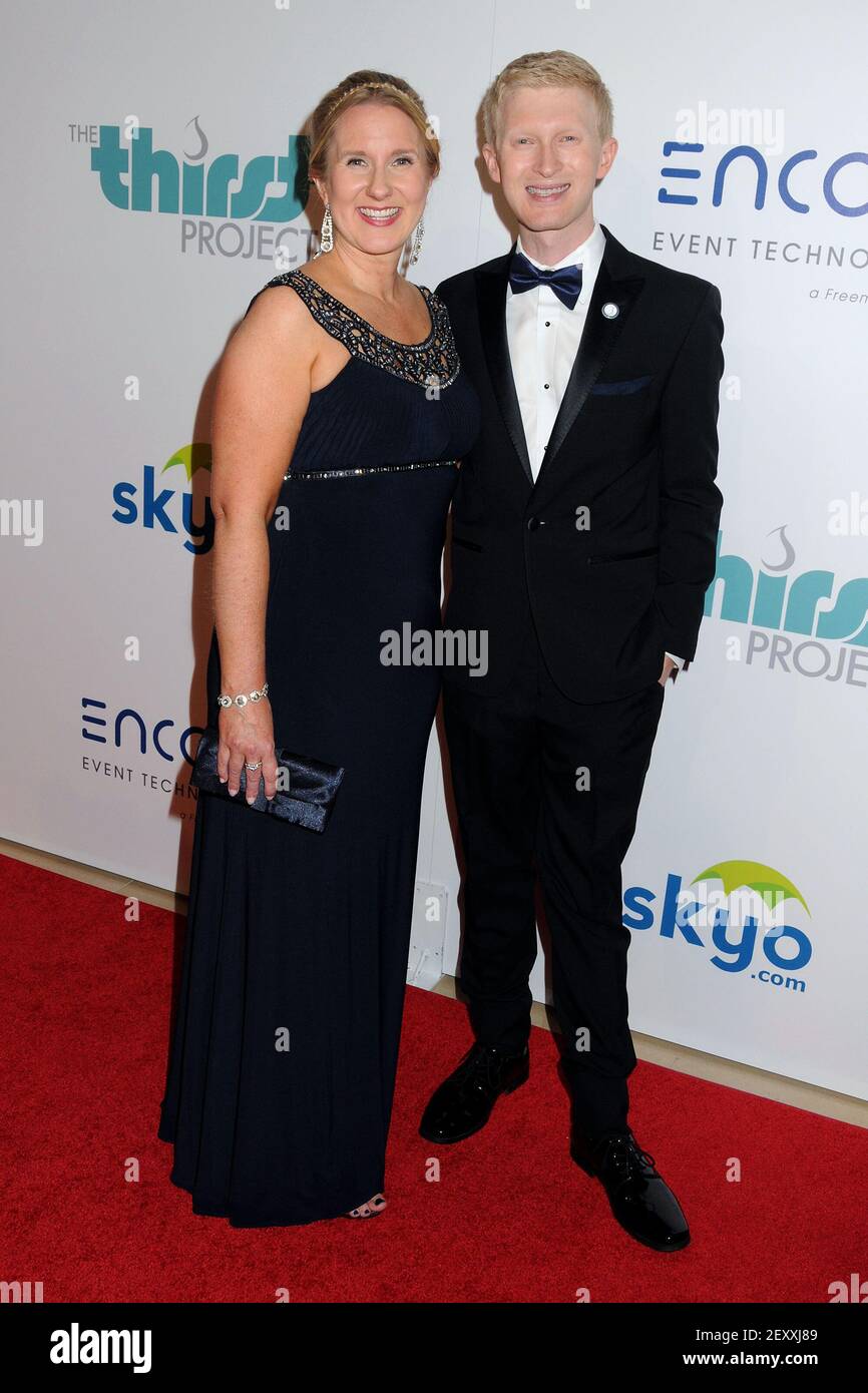 24 June 2014 - Beverly Hills, California - Beth Hopkins, Seth Maxwell ...
