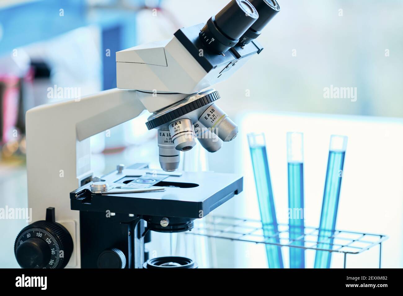 Microbiology equipment hi-res stock photography and images - Alamy