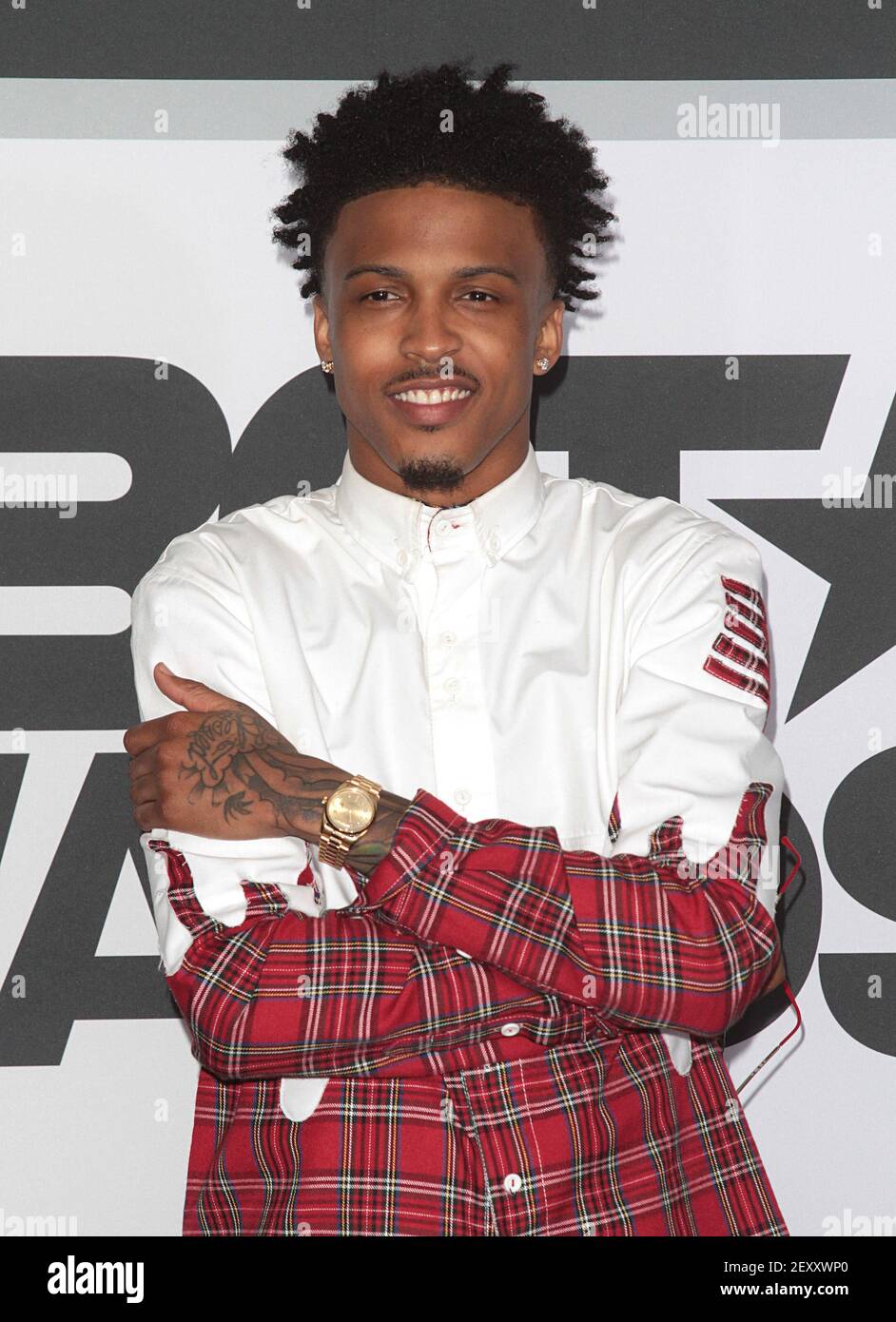 August Alsina attends The 2014 Black Entertainment Television Awards ...