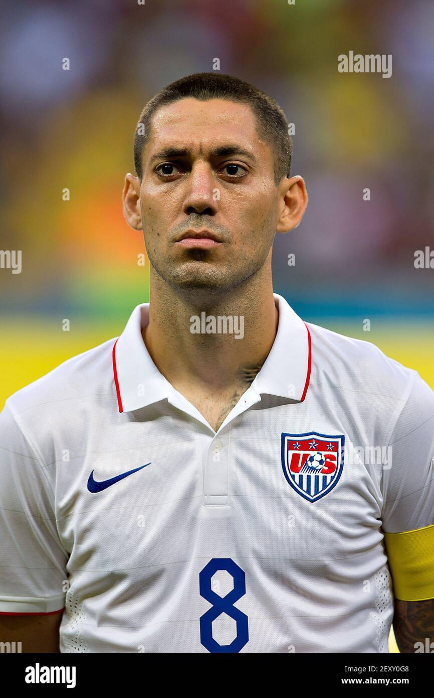 Clint Dempsey recites the national anthem before the start of the USA ...
