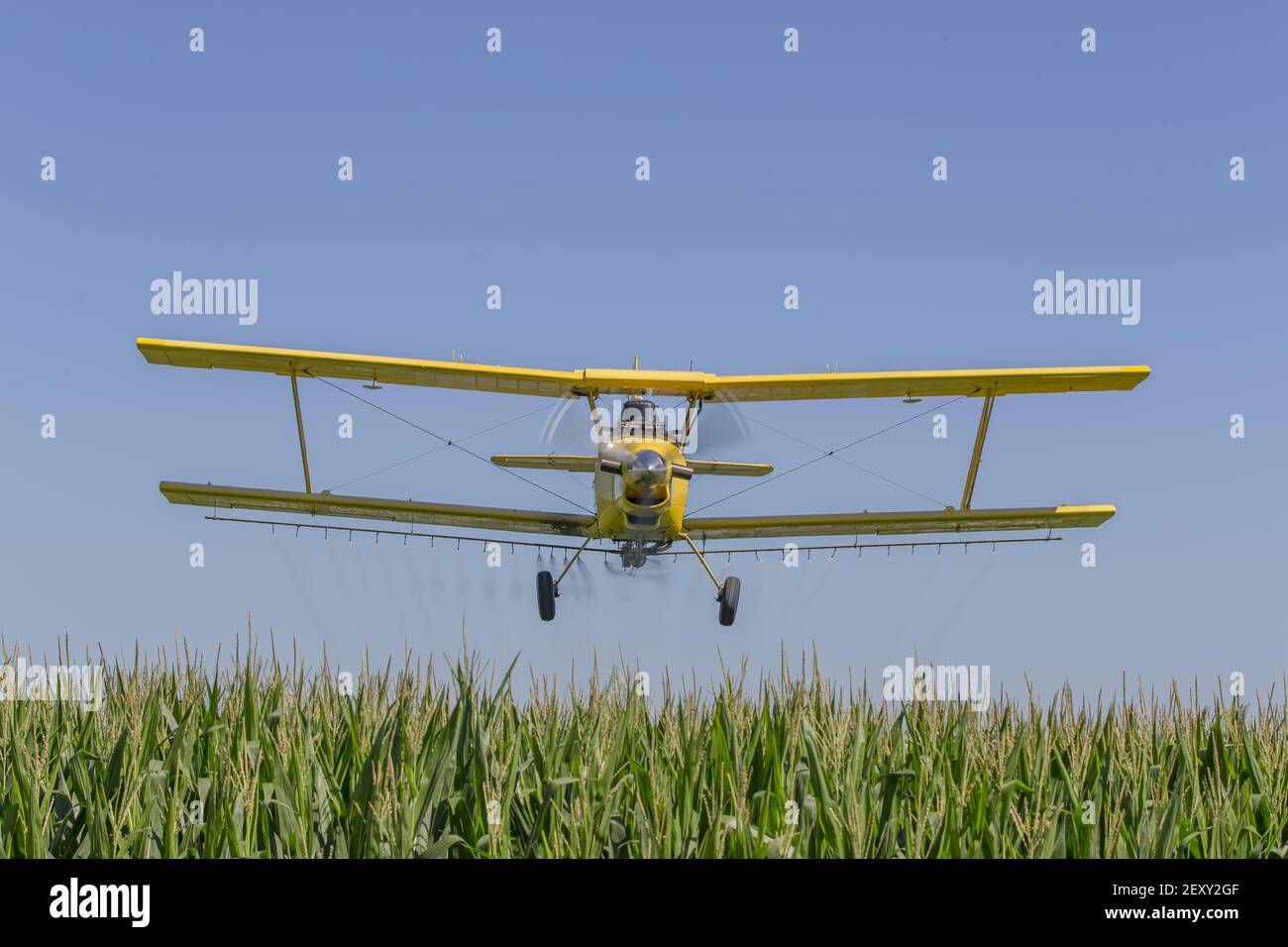 Crop duster hi-res stock photography and images - Alamy