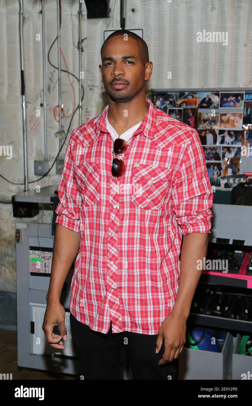 Damon Wayans Jr. is seen on the set of Despierta America at Univision ...