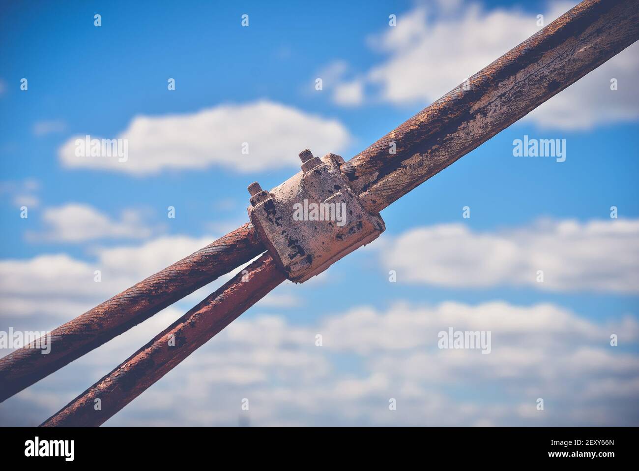 Iron rope hi-res stock photography and images - Alamy