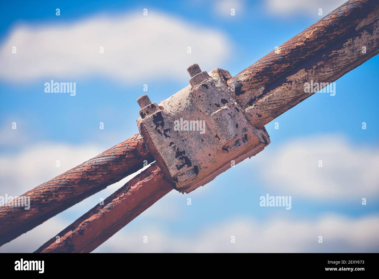 Iron rope hi-res stock photography and images - Alamy