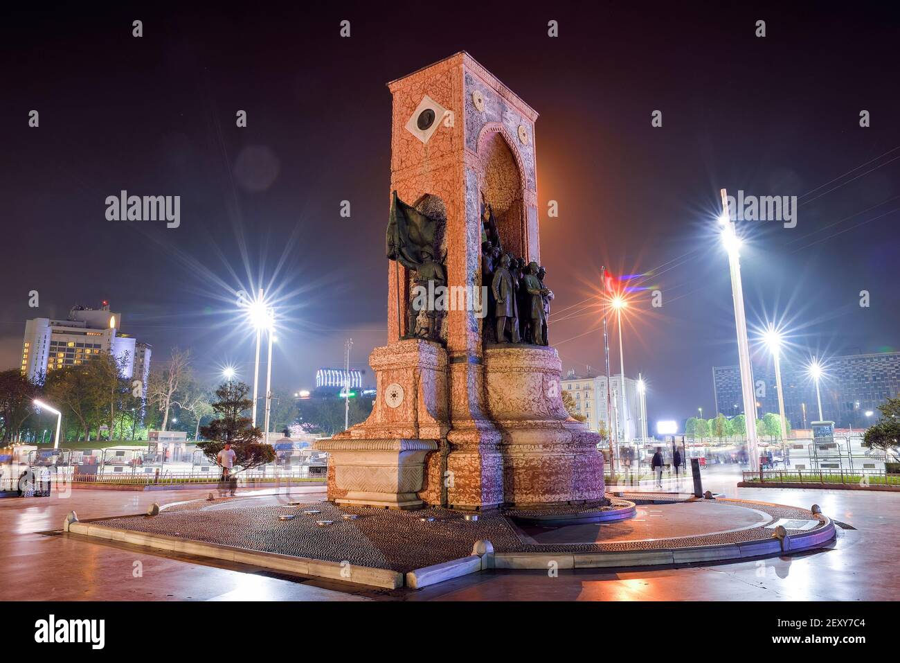 Republic Monument in Istanbul at night Stock Photo - Alamy