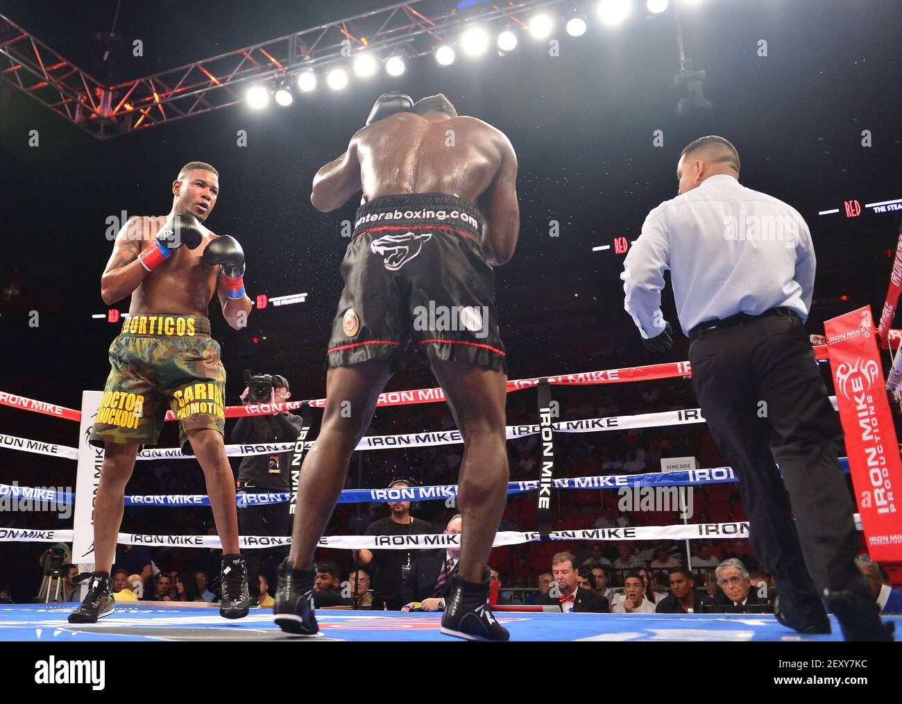 Yuniel Dorticos (R) and Edison Miranda (L) in action during their ...