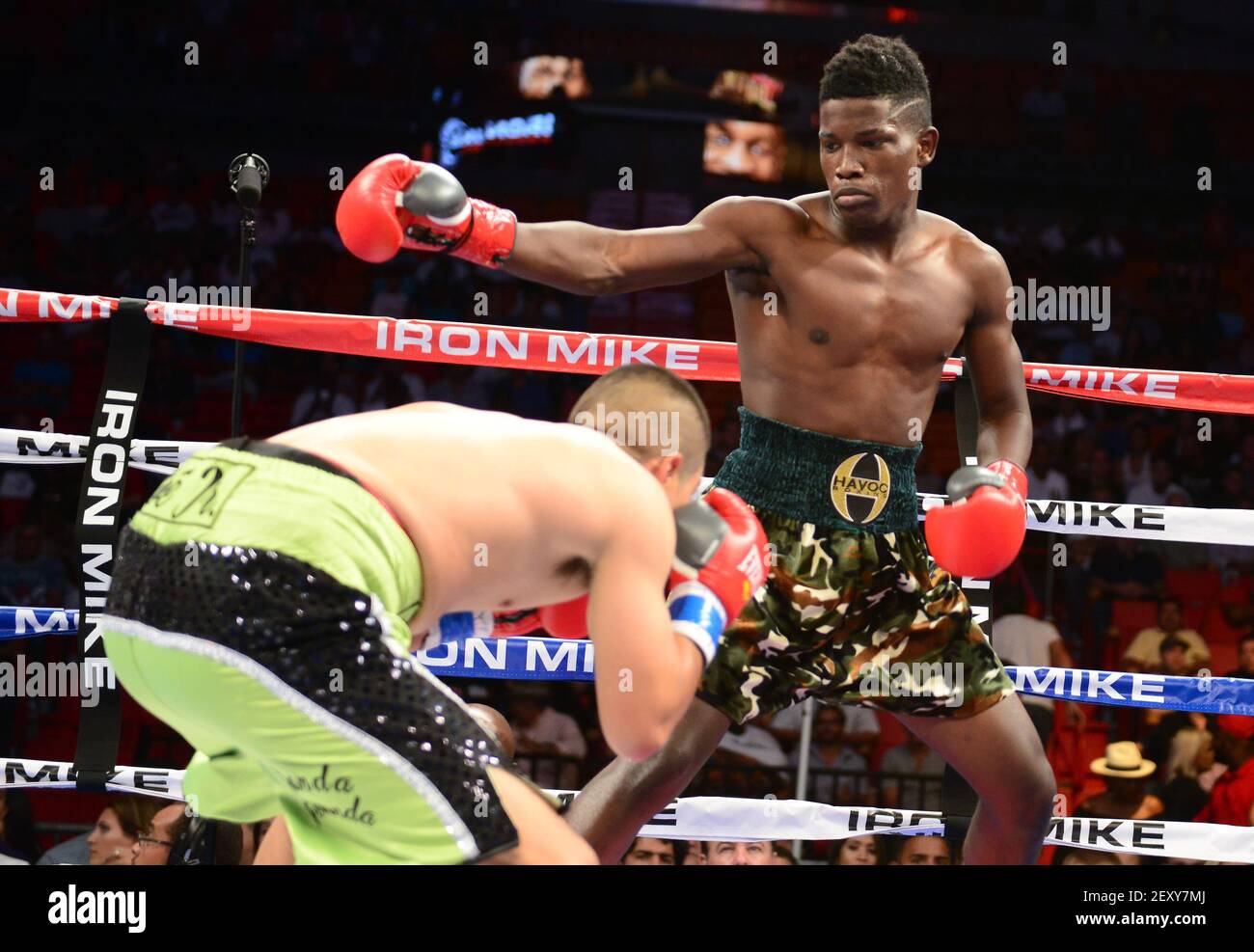 Erickson Lubin (R) and Noe Bolanos (L) in the ring fighting at the Iron ...
