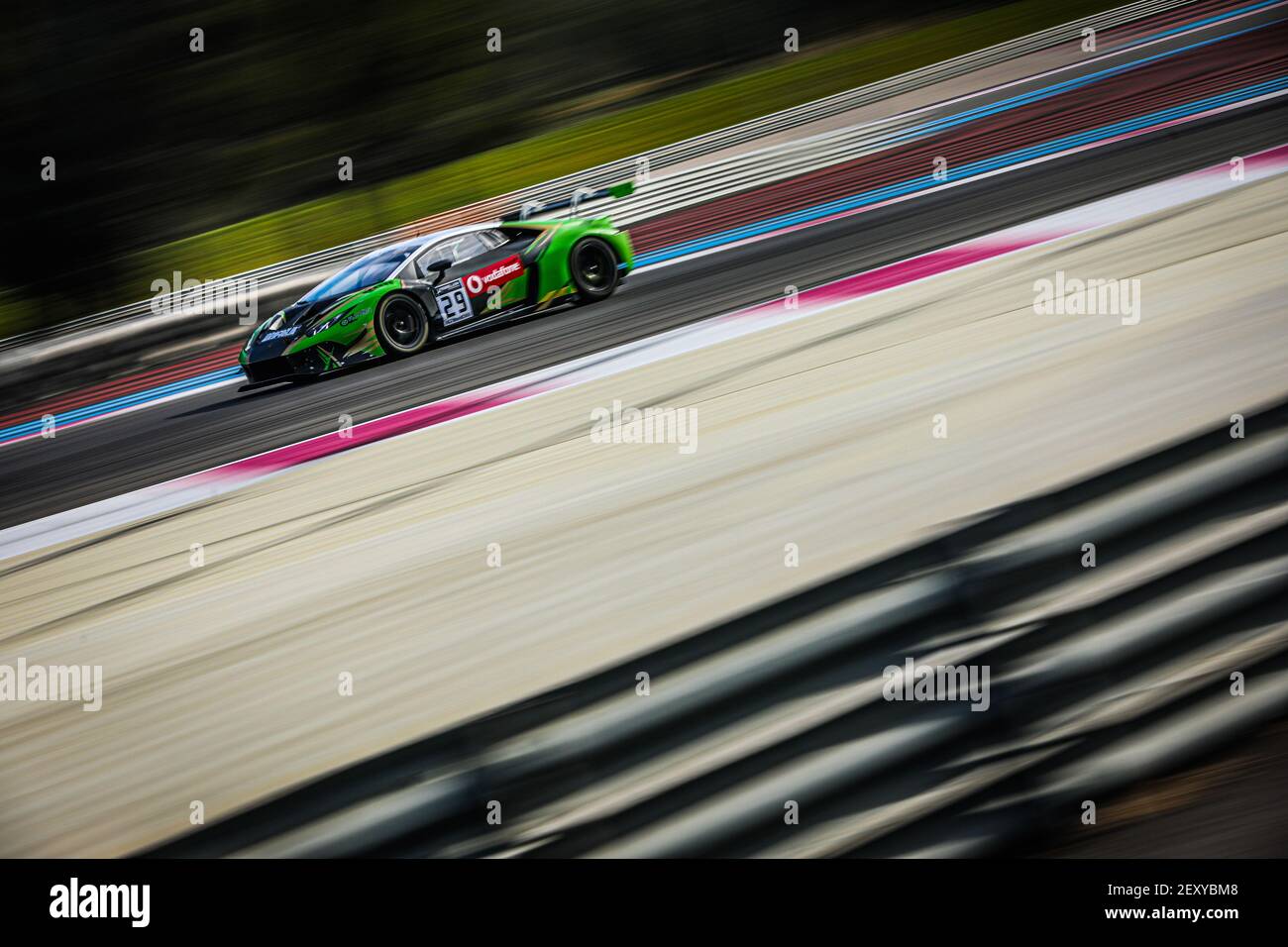 Raton racing by target hi-res stock photography and images - Alamy