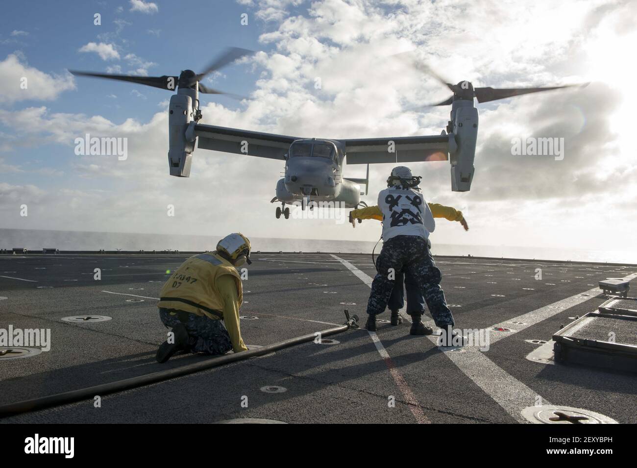 PACIFIC OCEAN (July 8, 2014) Sailors assigned to the amphibious dock ...