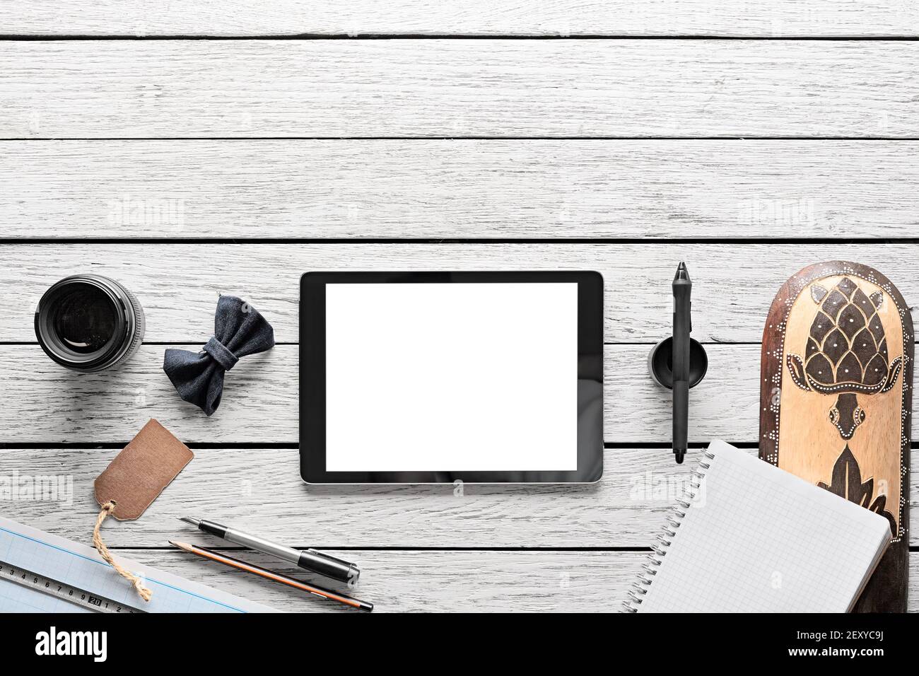 Digital device art hi-res stock photography and images - Alamy