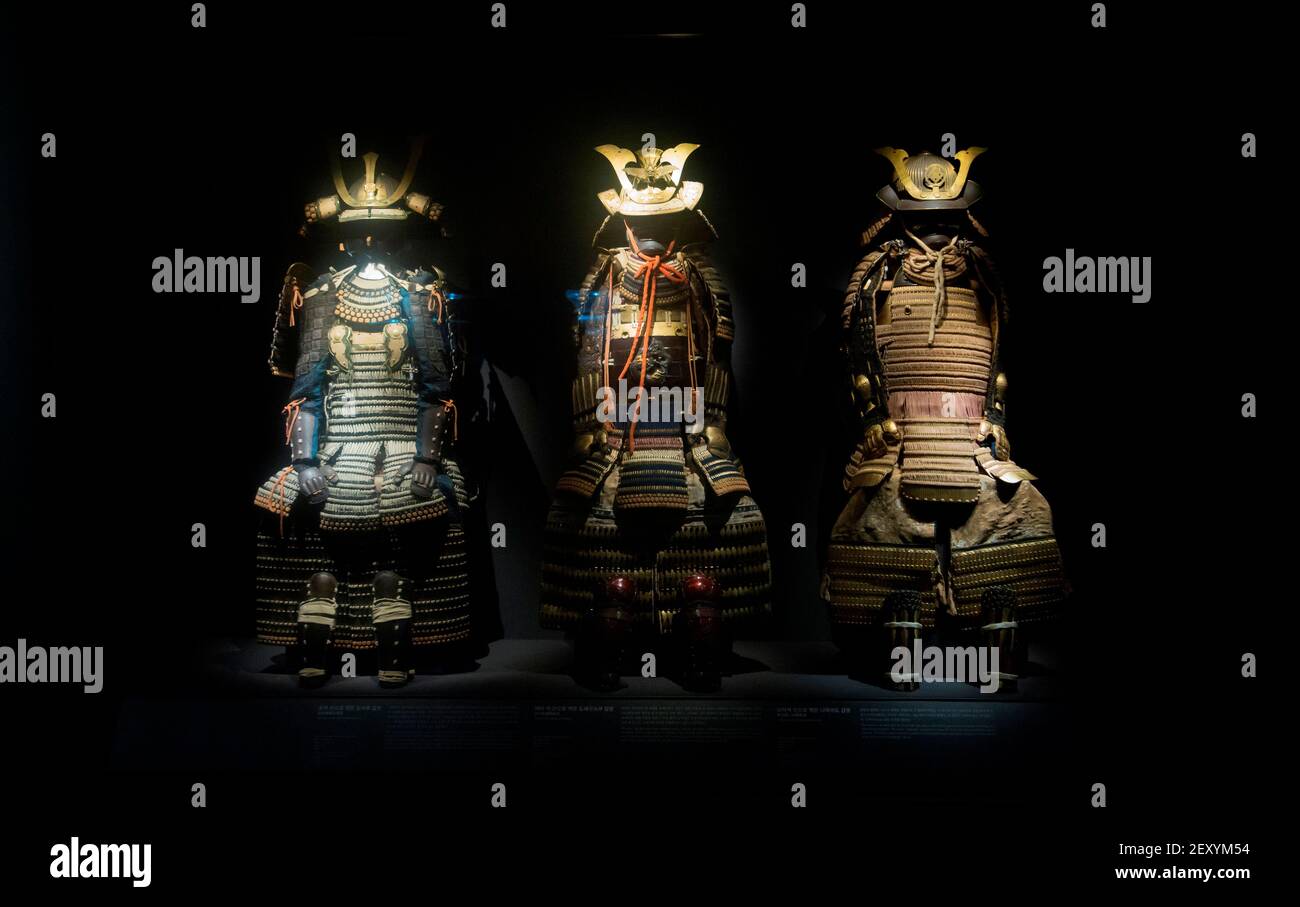 Japanese traditional armors, Feb 23, 2021 : (L-R) Japanese Domaru Armor ...
