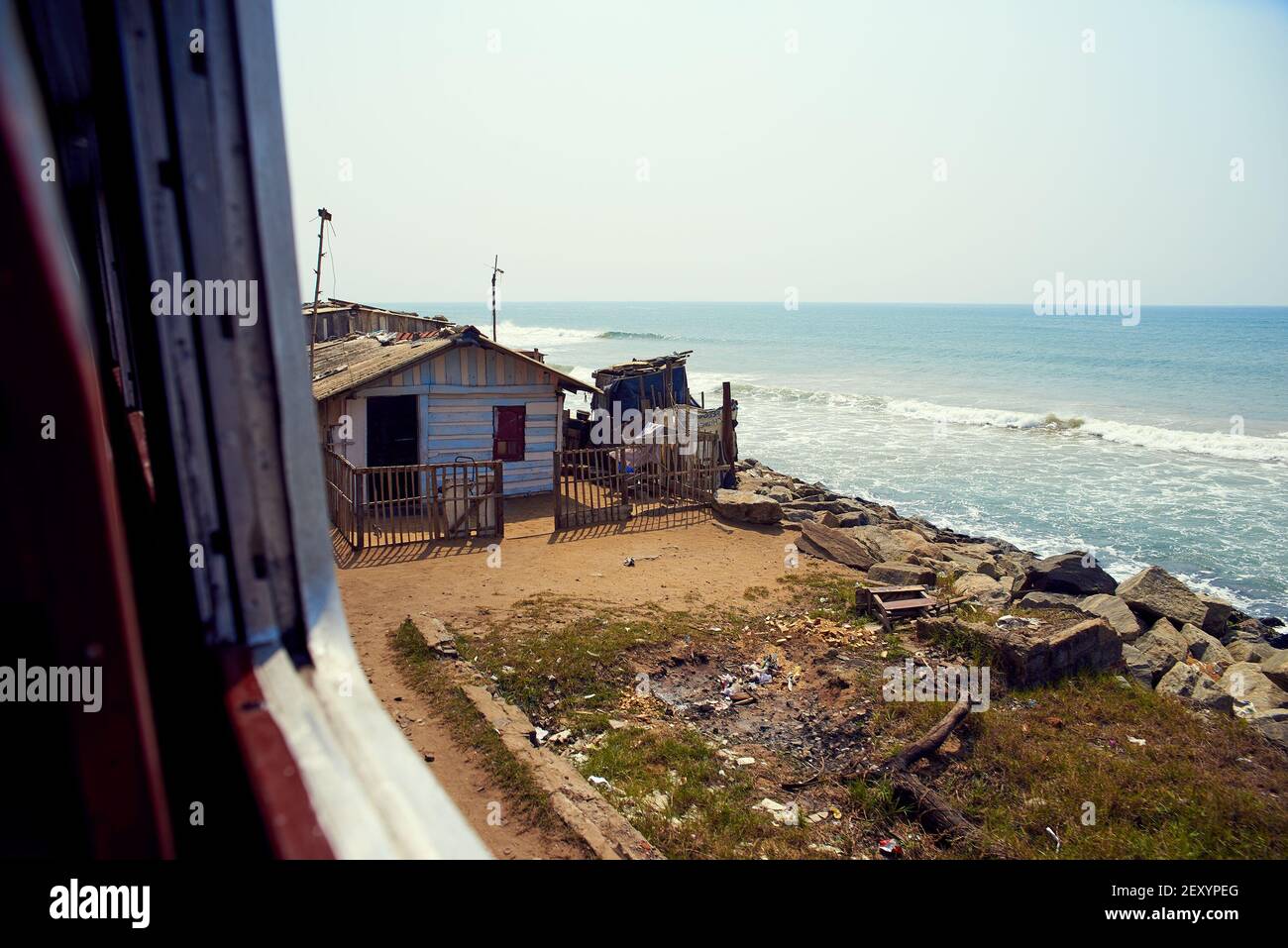 Colombo, Sri Lanka - JANUARY 15, 2017: Old poor slums on the ocean ...