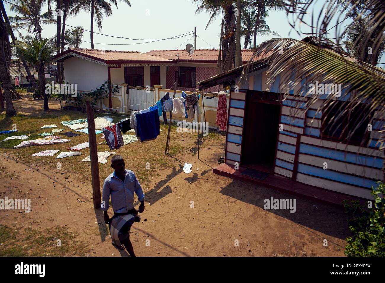 Colombo, Sri Lanka - JANUARY 15, 2017: Old poor slums on the ocean ...