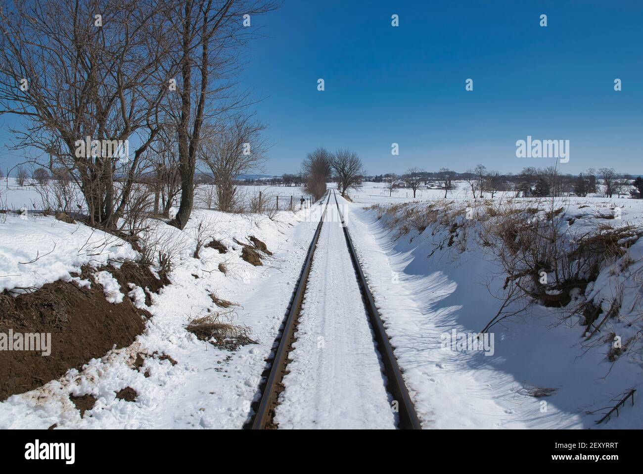 Rail tracks snow aerial hi-res stock photography and images - Alamy