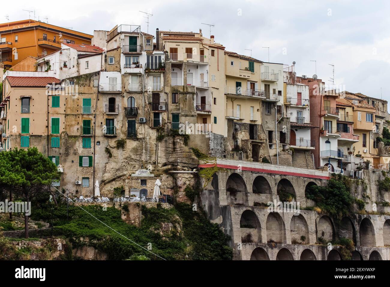 Calabria house scenery hi-res stock photography and images - Alamy