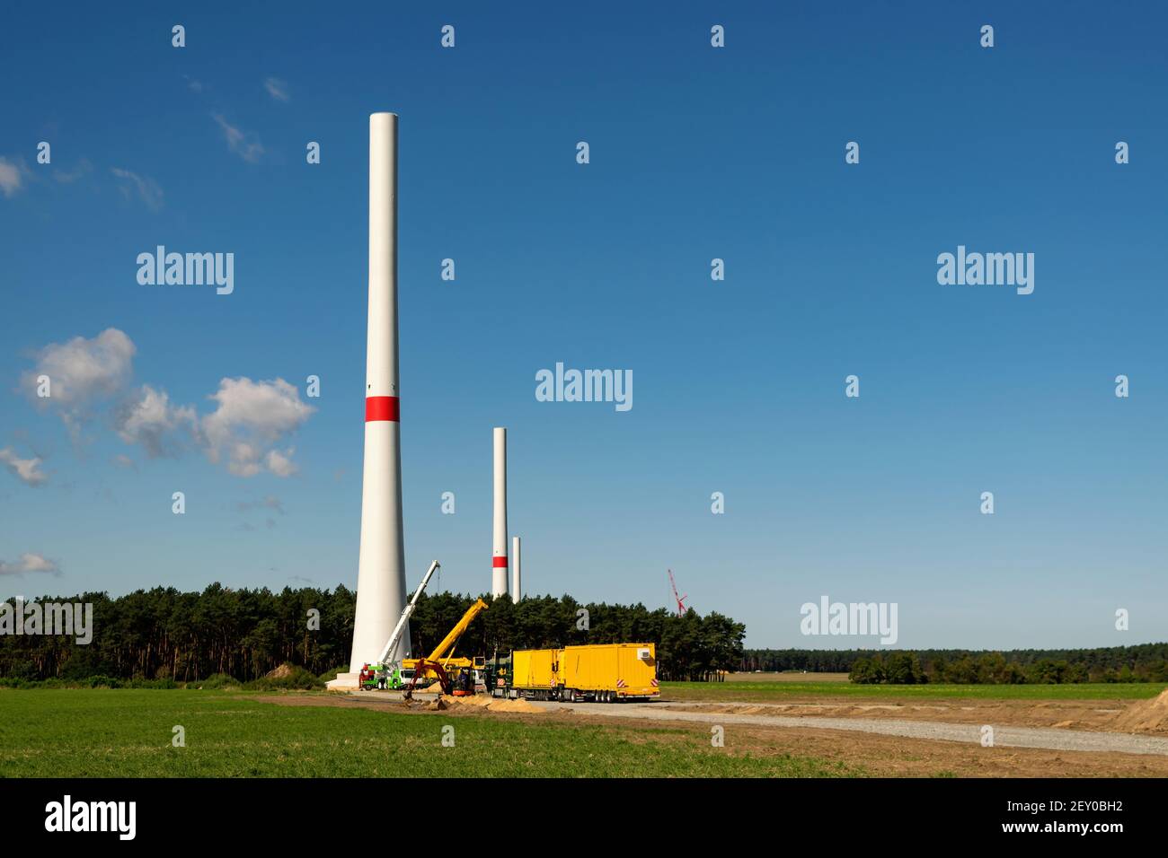 Tower wind turbine under construction hi-res stock photography and ...