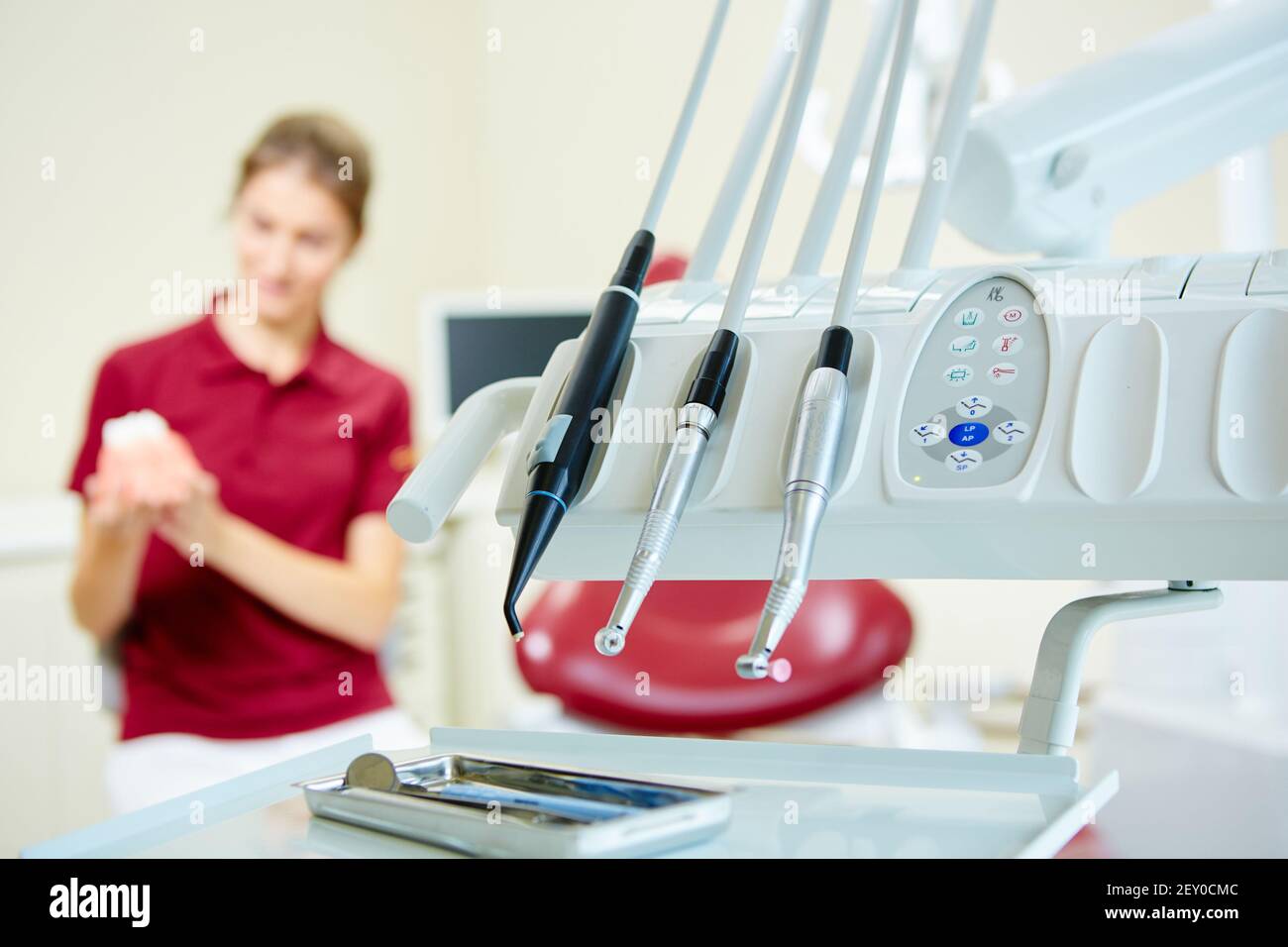 Dentist doctor hi-res stock photography and images - Alamy