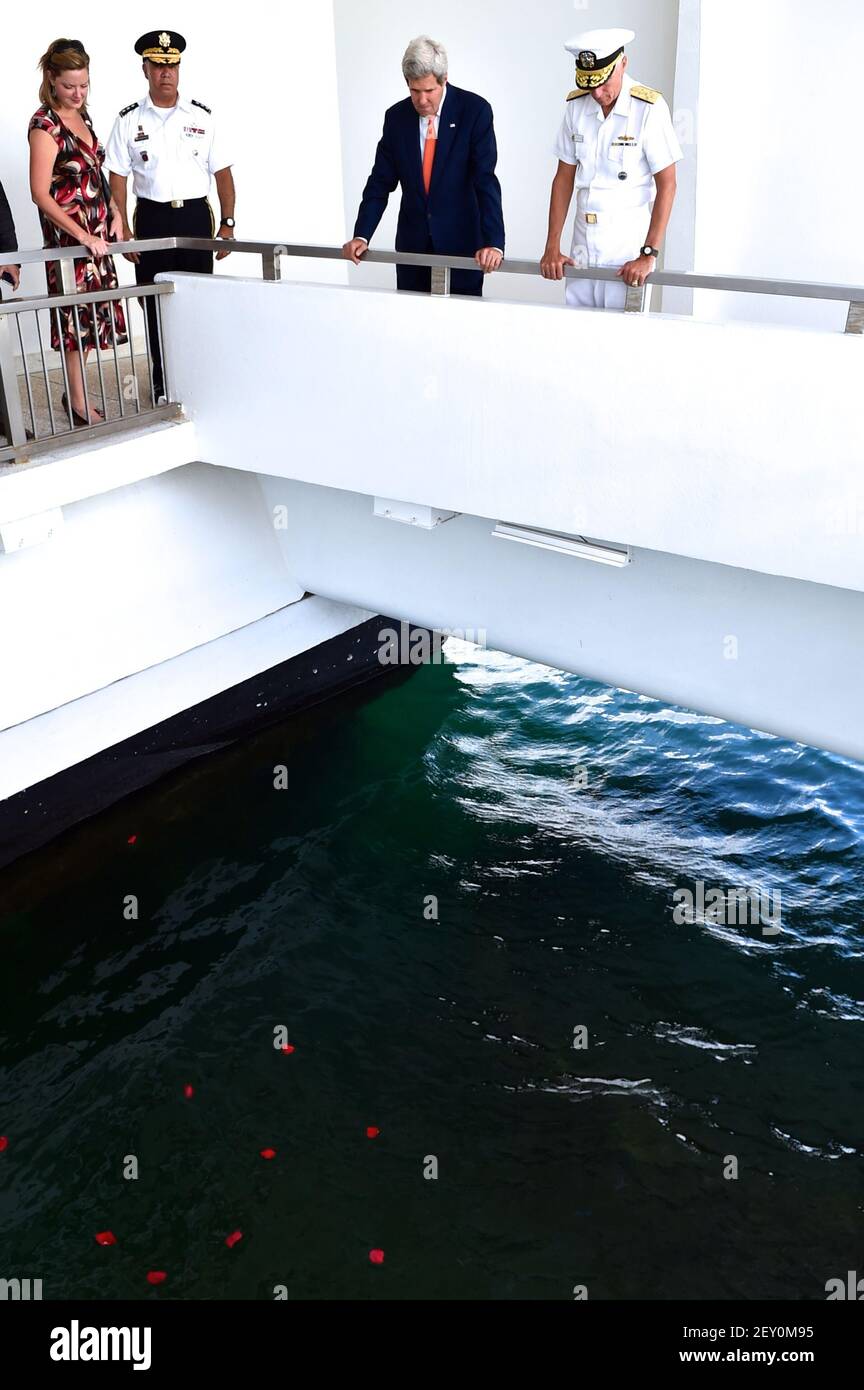 U.S. Secretary of State John Kerry and U.S. Navy Admiral Samuel ...