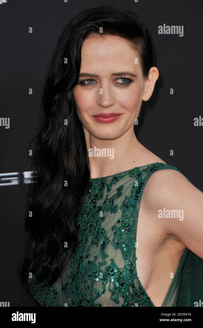 Eva Green at the "Sin City: A Dame To Kill For" - Los Angeles Premiere ...
