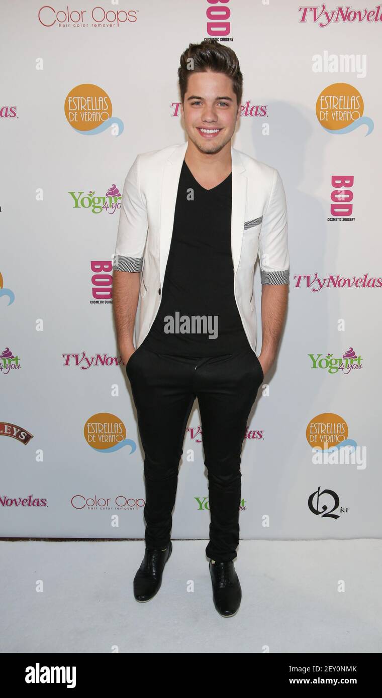 William Valdes attends the white carpet at "The Stars of the Summer ...