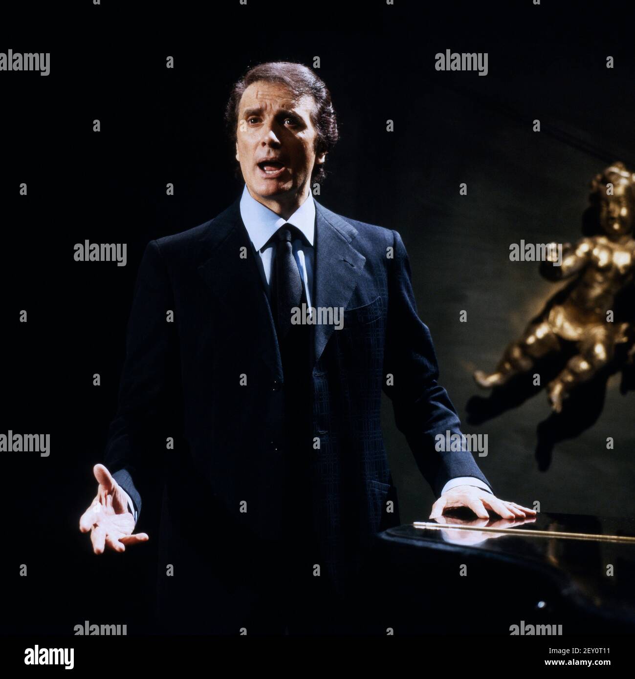 Franco Corelli, italienischer Opernsänger, Tenor, circa 1975. Franco ...