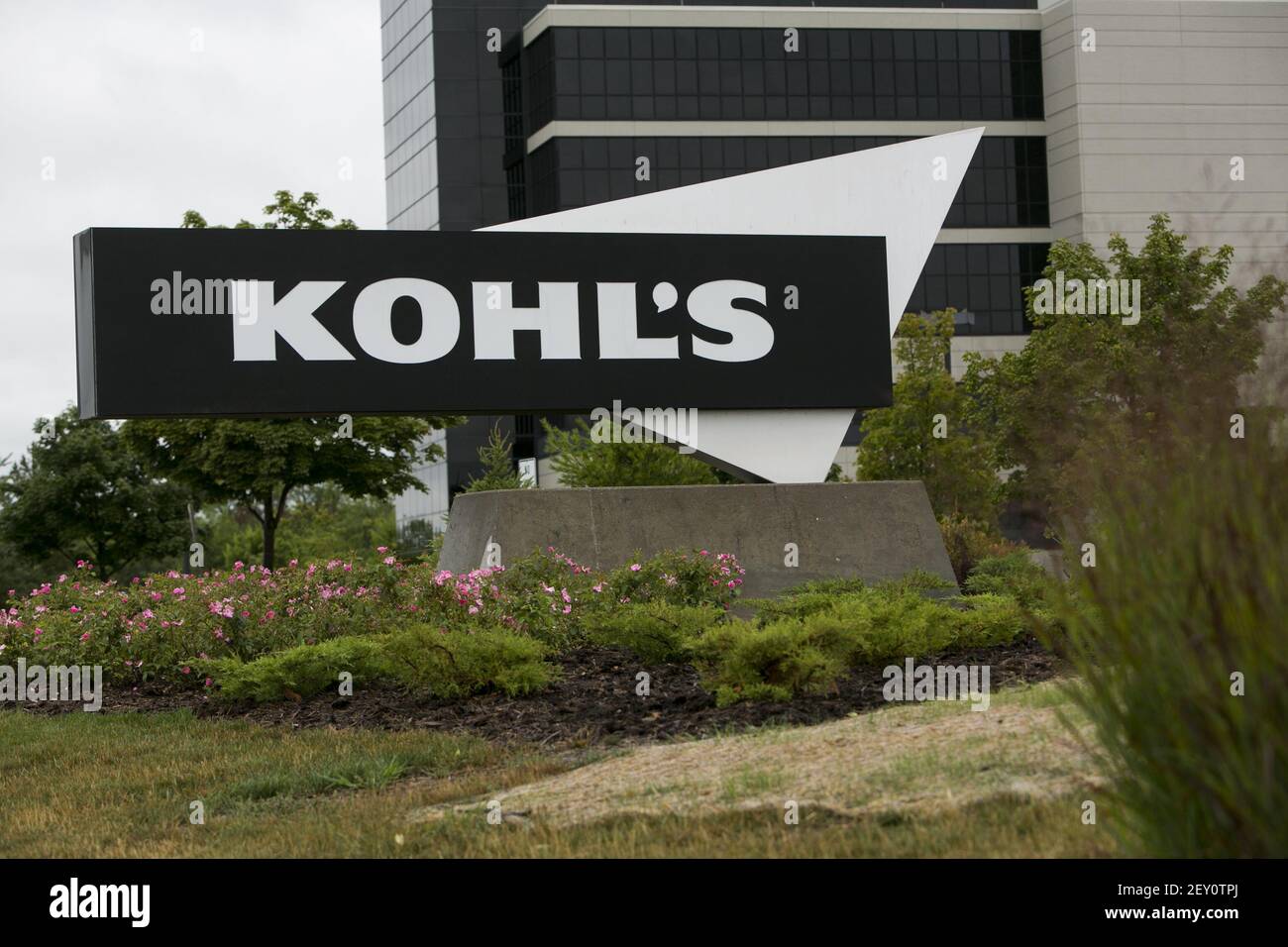The headquarters of the Kohl's Corporation in Menomonee Falls ...