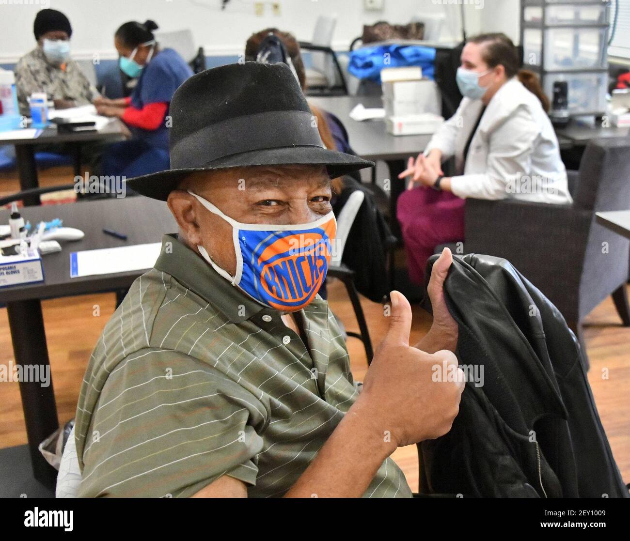 Edward Marvin Cooper, 77, a New York Knicks and Baltimore Bullets super ...
