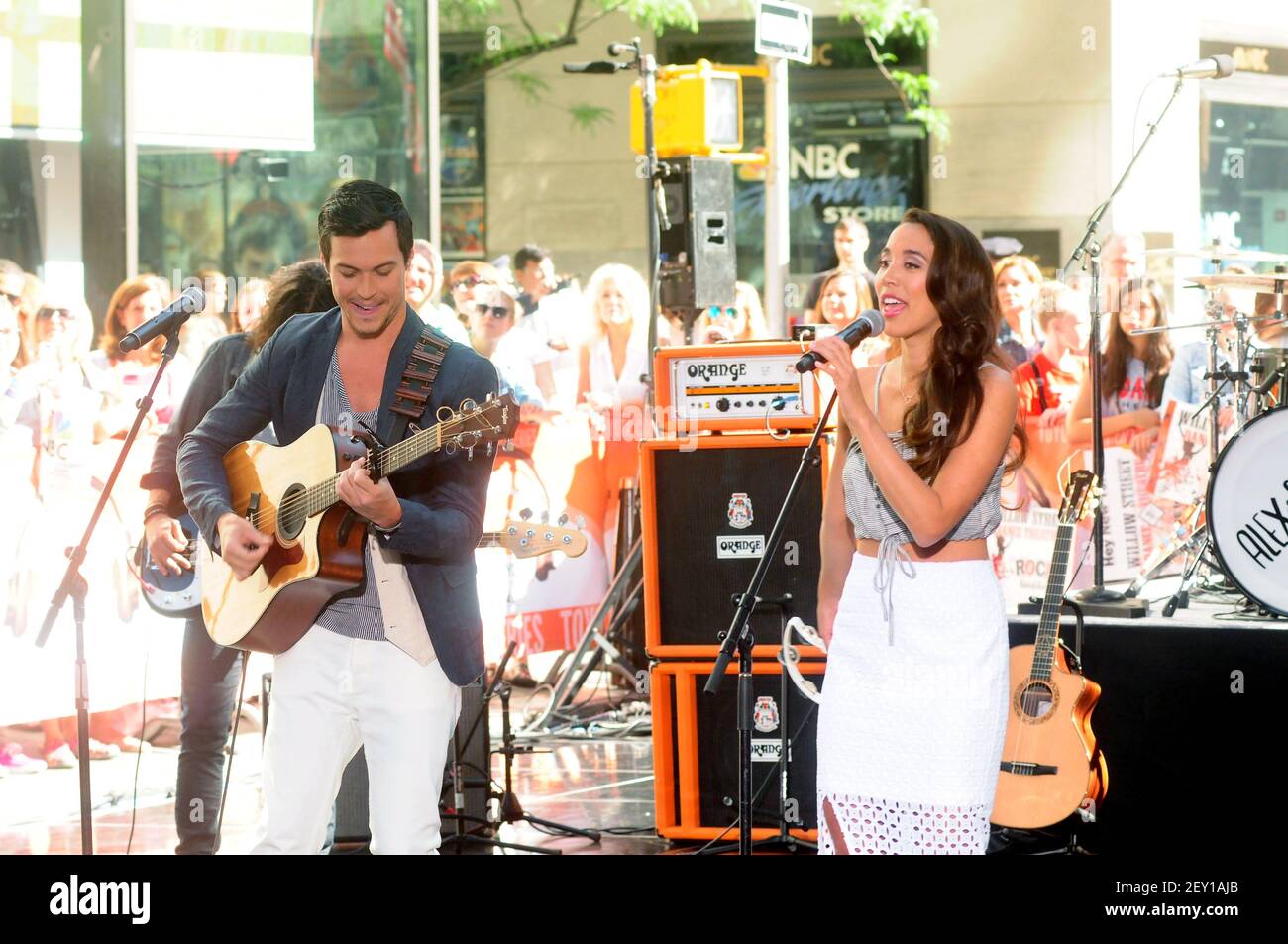 Singer duo Alex Kinsey and Sierra Deaton, winners of The Final Season ...