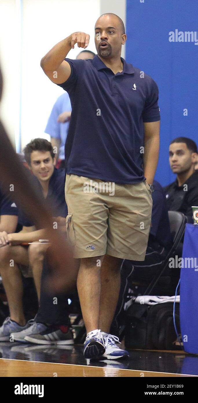Orlando Magic assistant coach Wes Unseld coaches against the Memphis ...