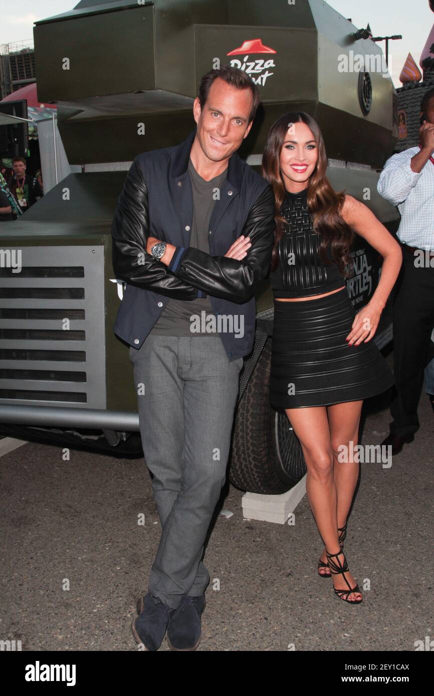 The Cast of the new movie Teenage Mutant Ninja Turtles (L-R) Actors ...