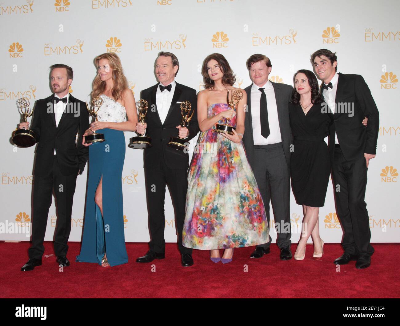 The Cast of Breaking Bad in the Press Room as 'Breaking Bad' Wins Best ...