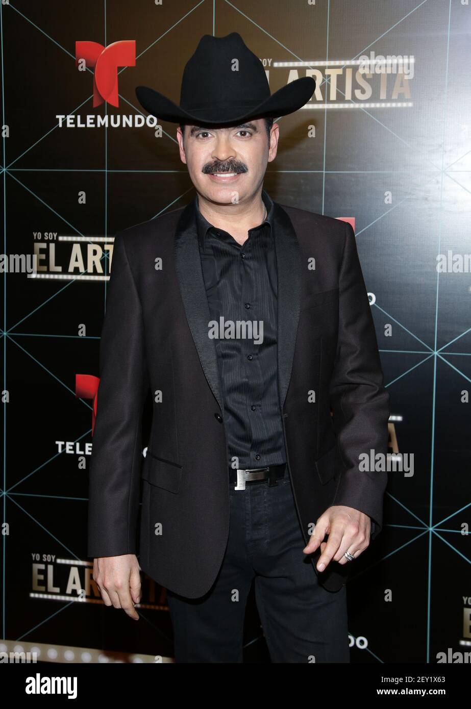 MIAMI, FL - AUGUST 27: Mario Quintero attends Telemundo press ...