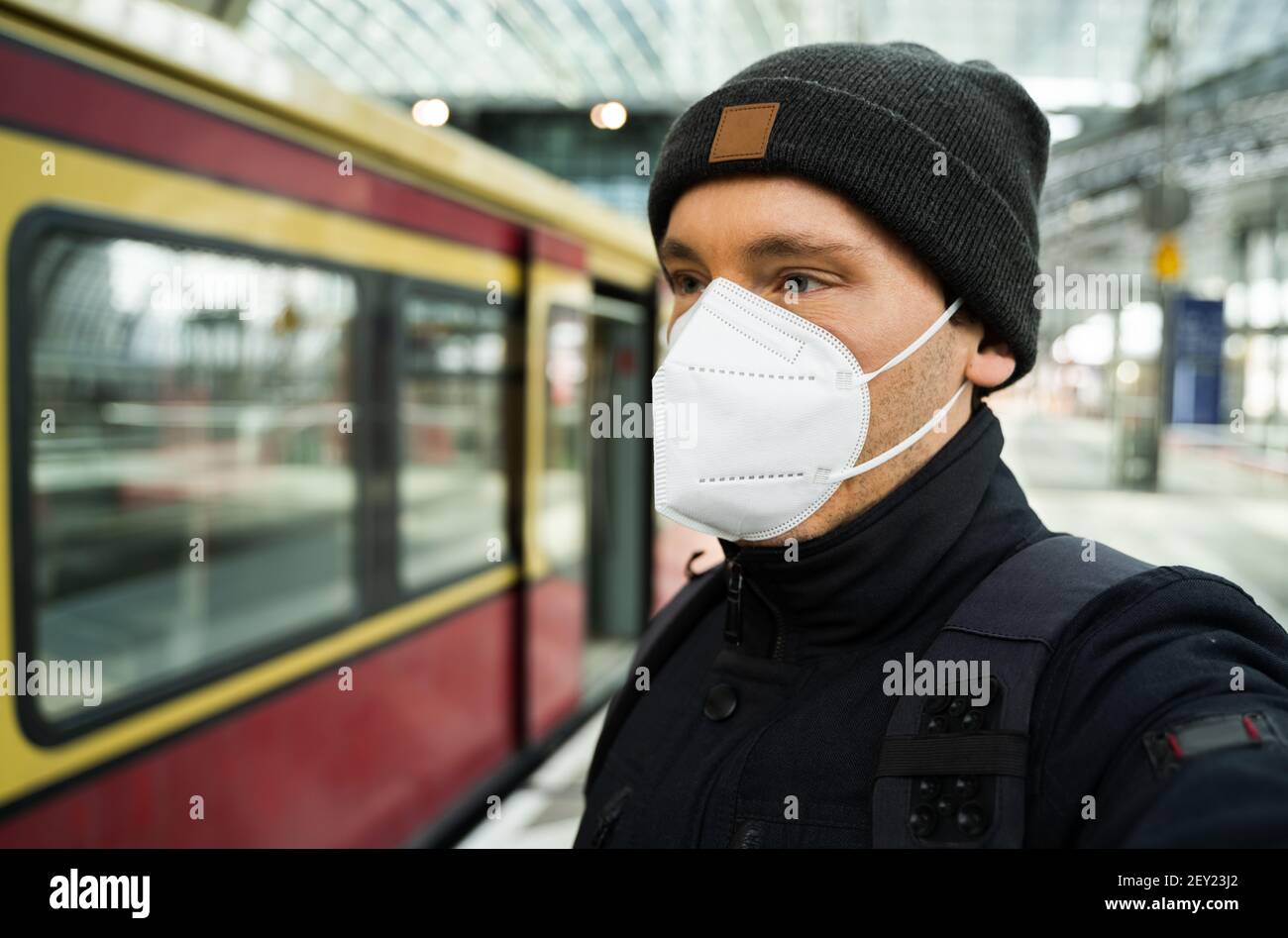 Metro subway coronavirus hi-res stock photography and images - Alamy