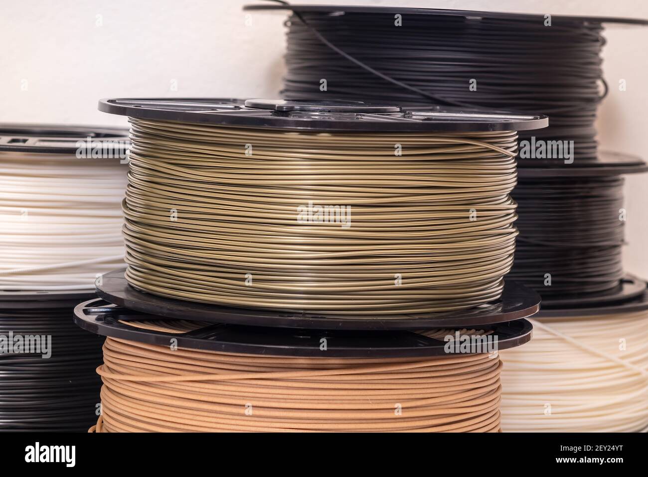 Plastic filament hi-res stock photography and images - Alamy