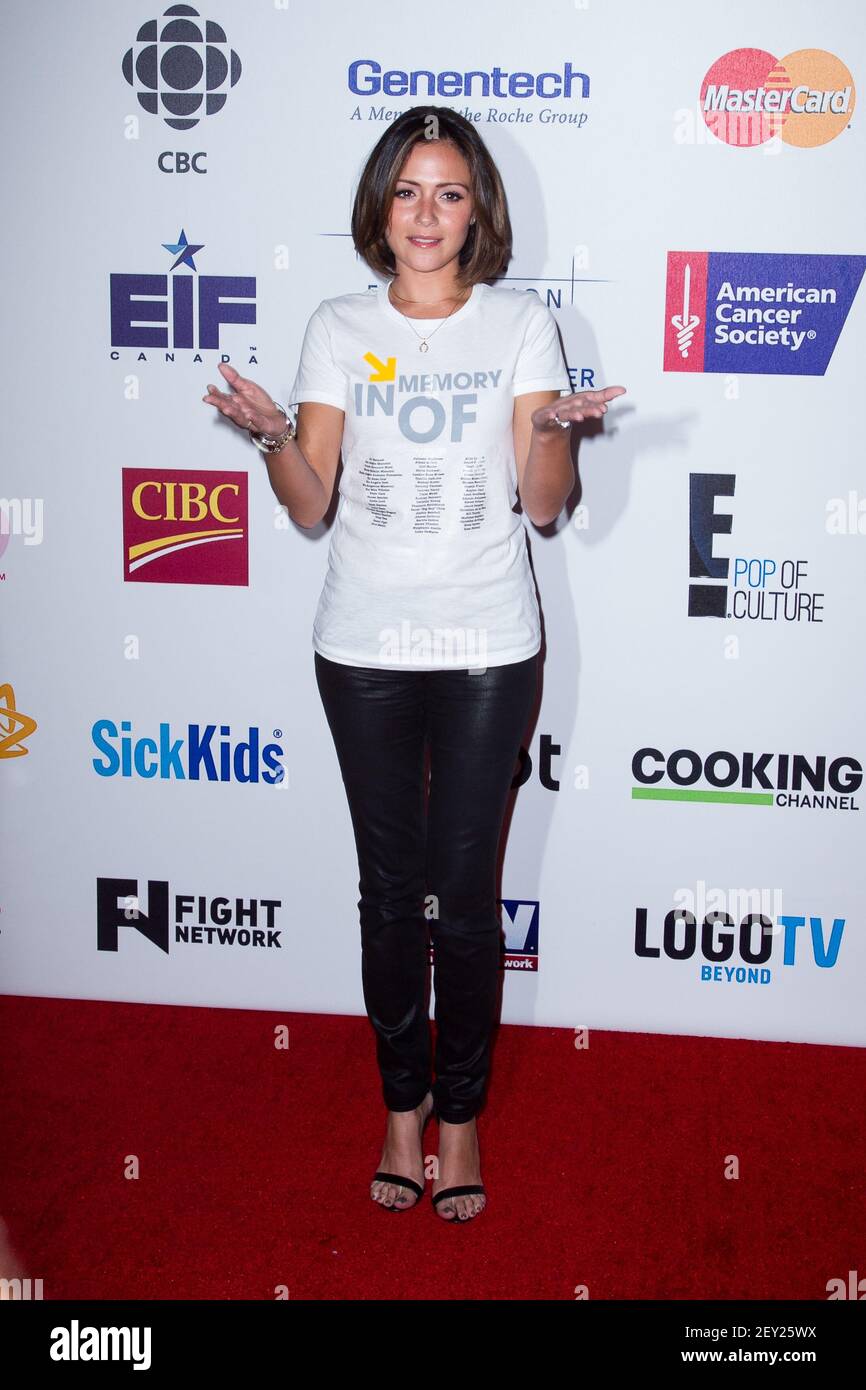 Italia Ricci attends the 4th Biennial Stand Up To Cancer (SU2C), A ...