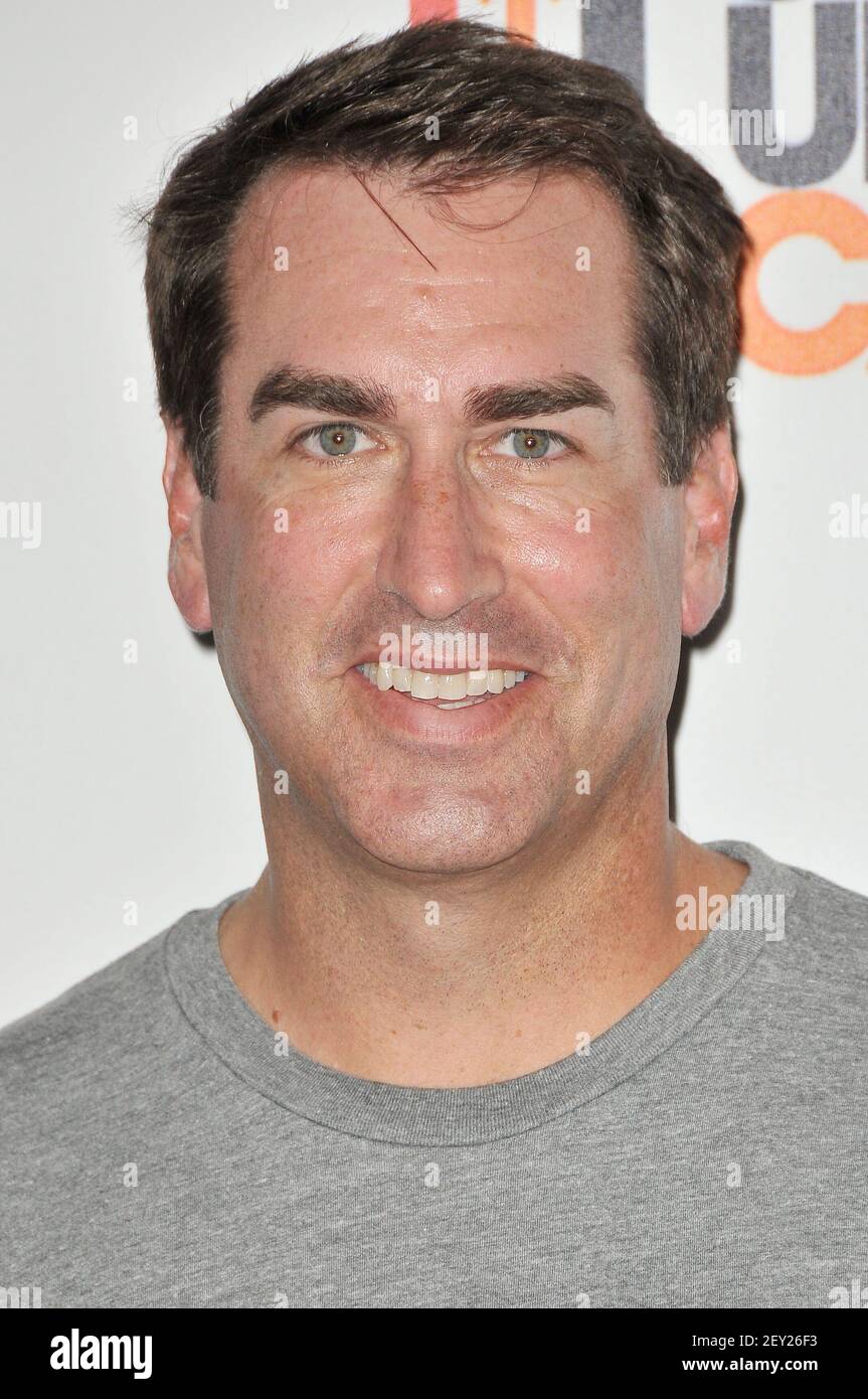 Rob Riggle at the 4th Annual Stand Up 2 Cancer Live Benefit held at the ...