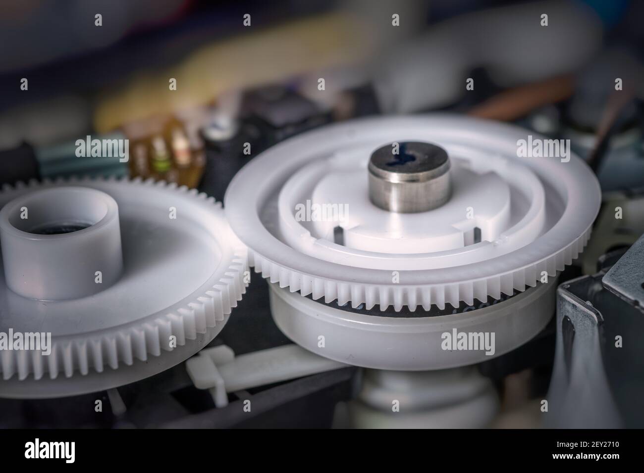 Plastic gear cogs hi-res stock photography and images - Alamy