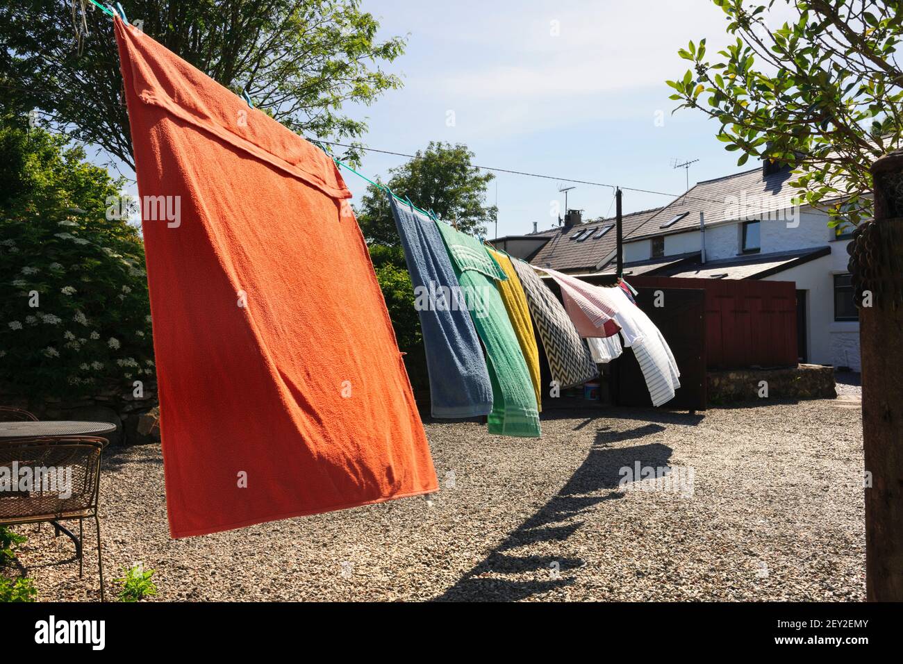 Laundry blowing in wind on hi-res stock photography and images - Alamy