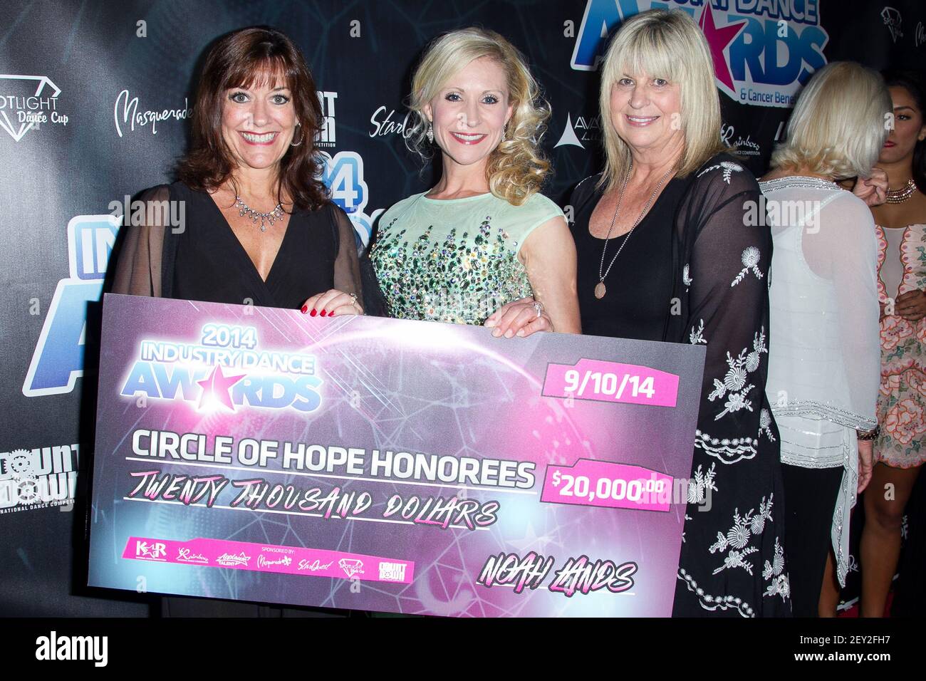 Michelle Rogers, Annette Wilson and Terry Schulke arrives at the 2014 ...