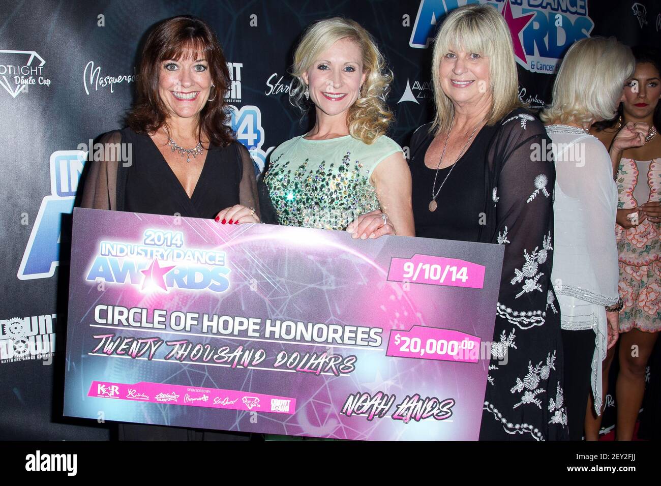 Michelle Rogers, Annette Wilson and Terry Schulke arrives at the 2014 ...