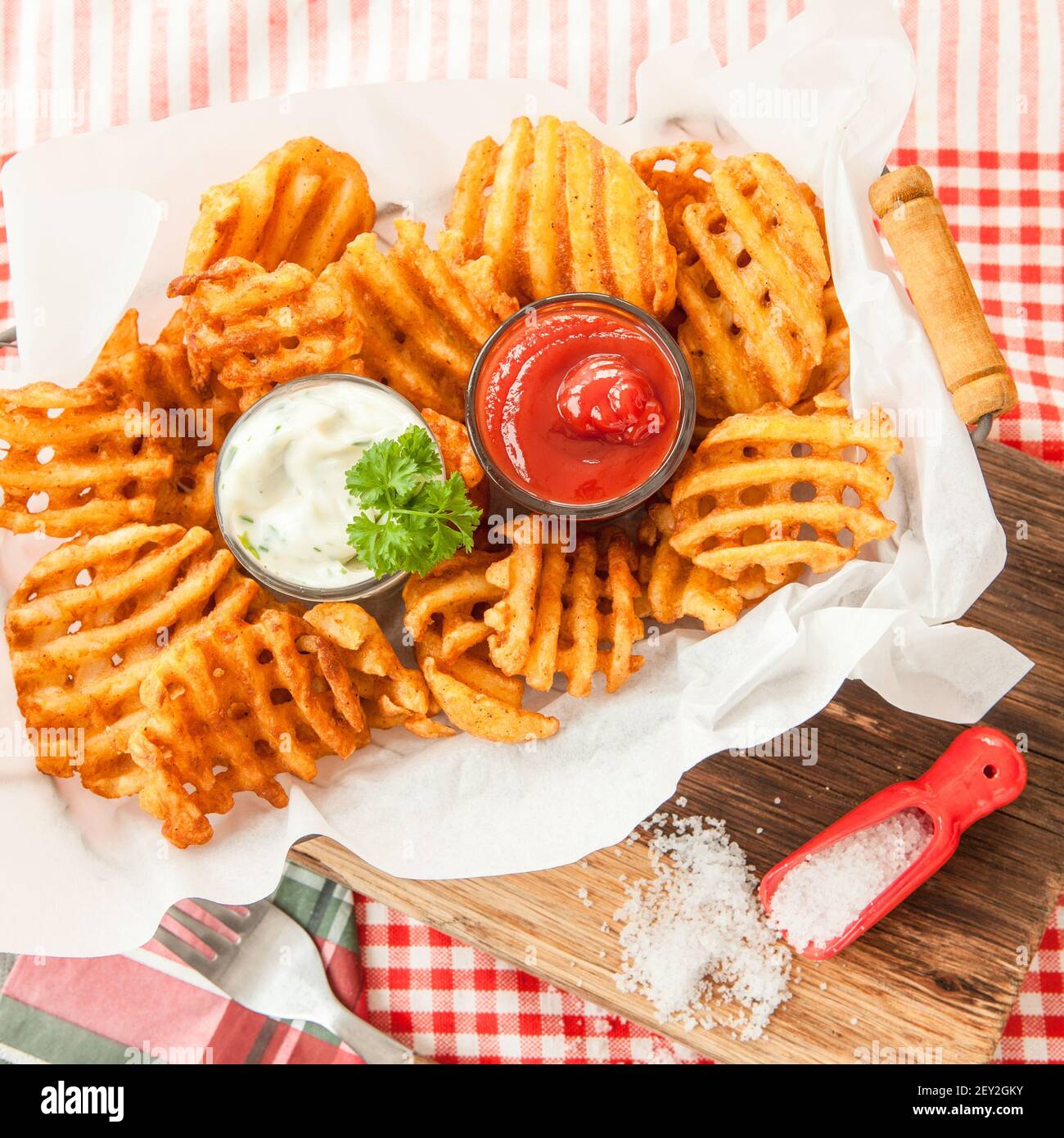 Lattice potatoes hi-res stock photography and images - Alamy