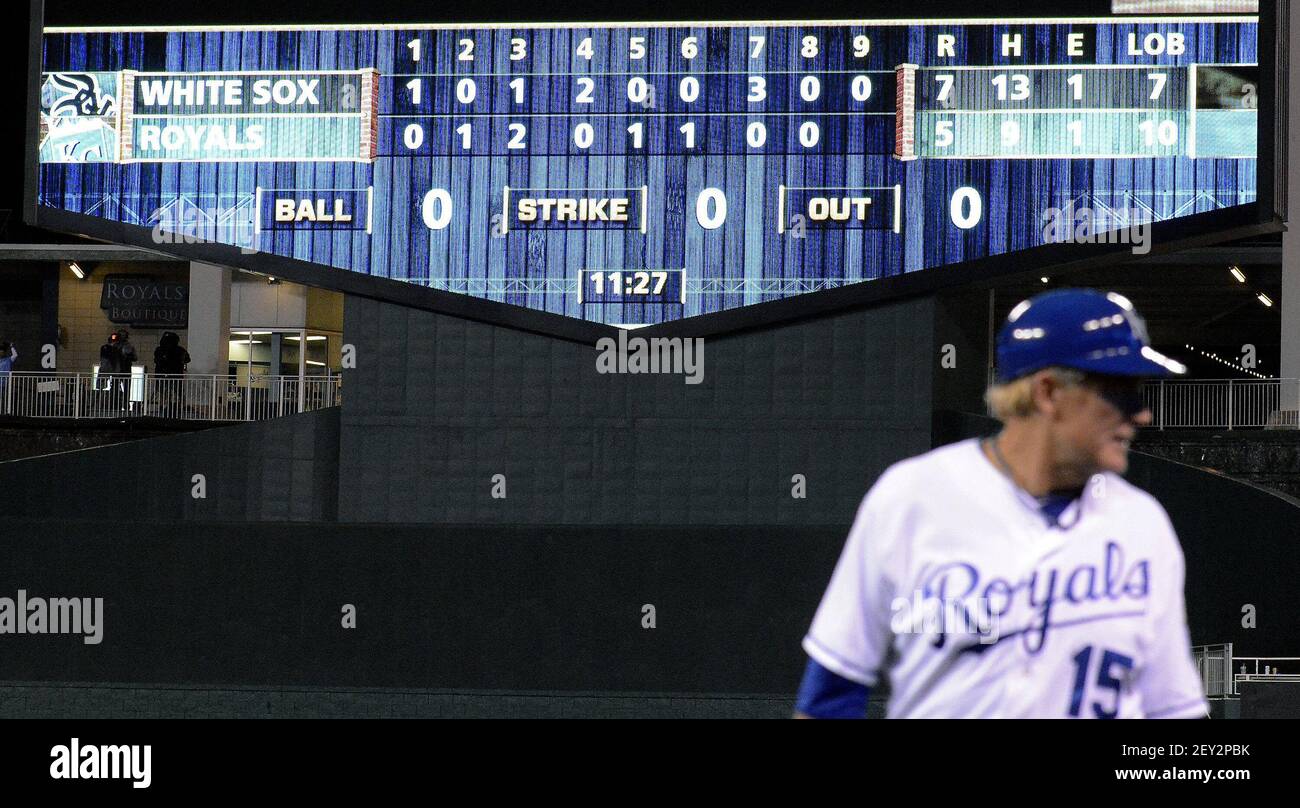 Kansas City Royals first base coach Rusty Kuntz leaves the field at the ...