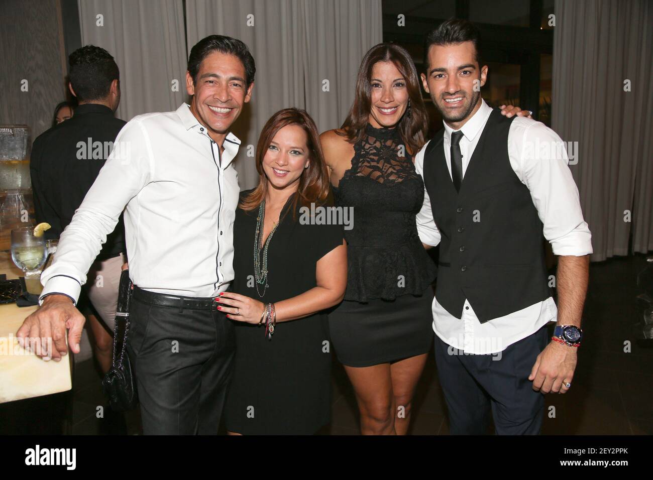 Sandy Melendez Y Johnny Lozada