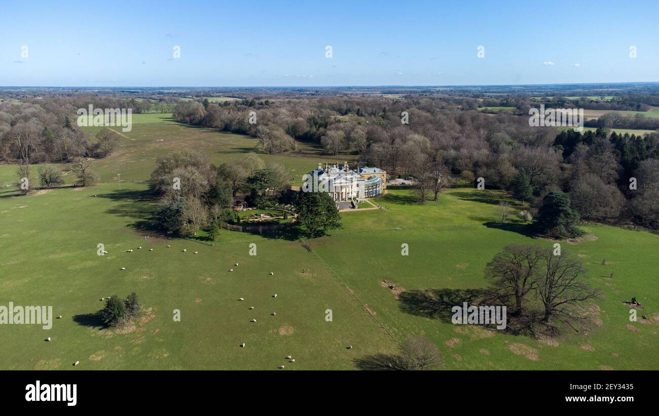 Large manor house hi-res stock photography and images - Alamy