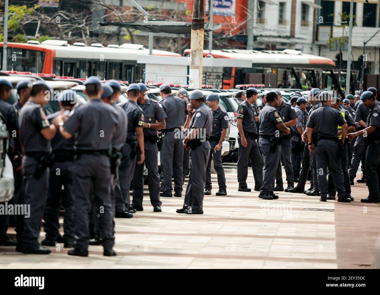 Homeless movement (MTST) protest in Sao Paulo, Brazil, on September 25 ...