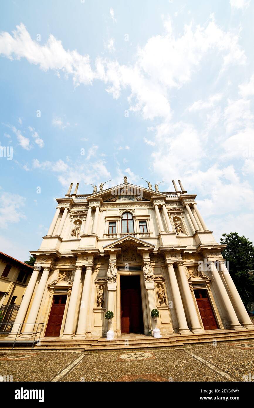 Building old architecture in italy europe and Stock Photo - Alamy
