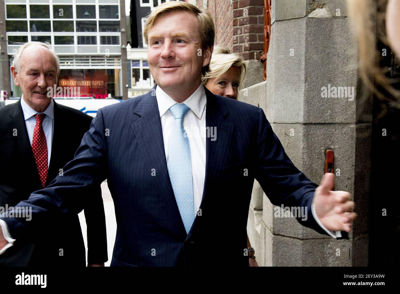 Koning Willem-Alexander attends the ceremony of six international ...