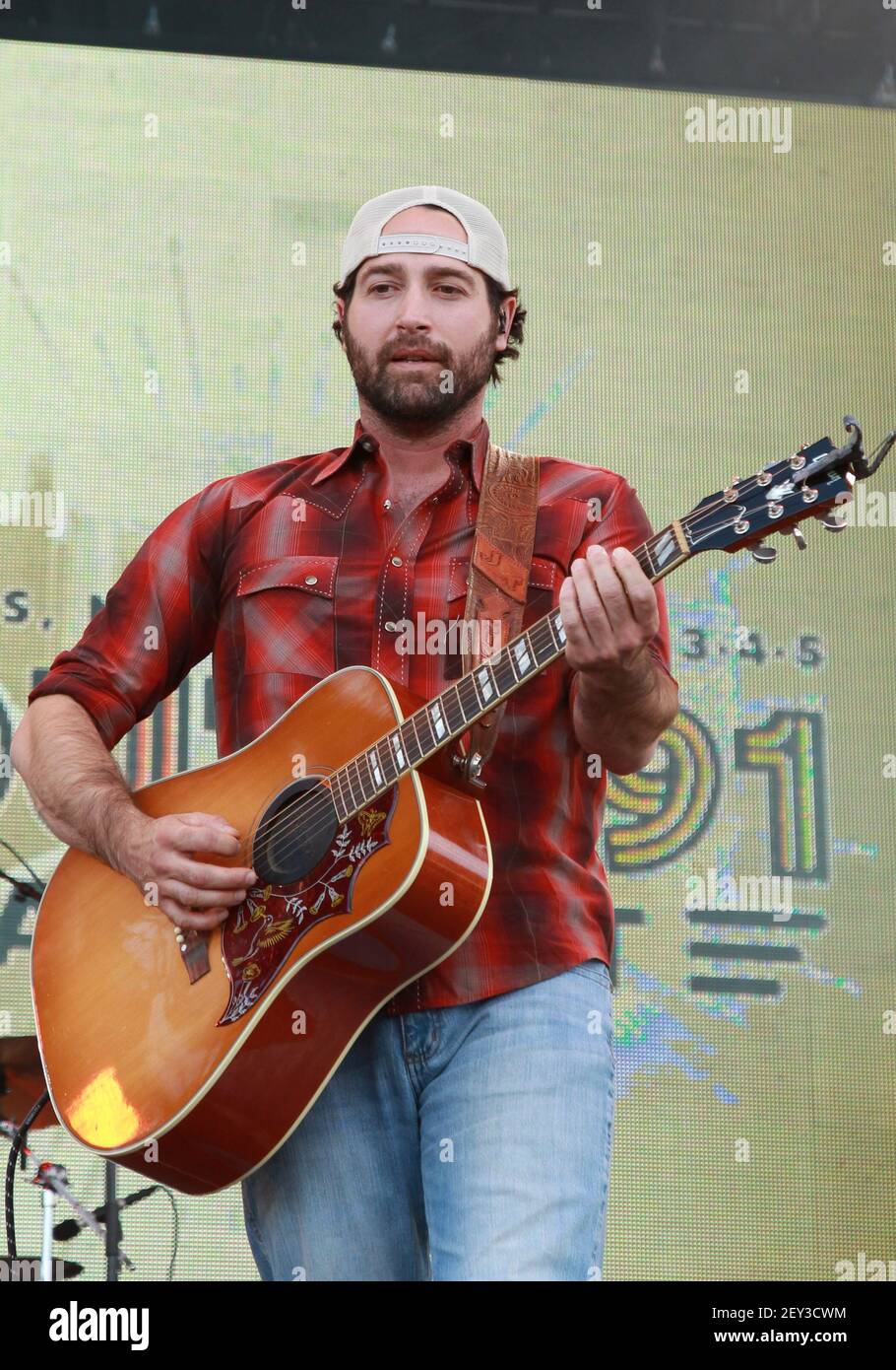 04 October 2014 - Las Vegas, NV - Josh Thompson. Route 91 Harvest ...