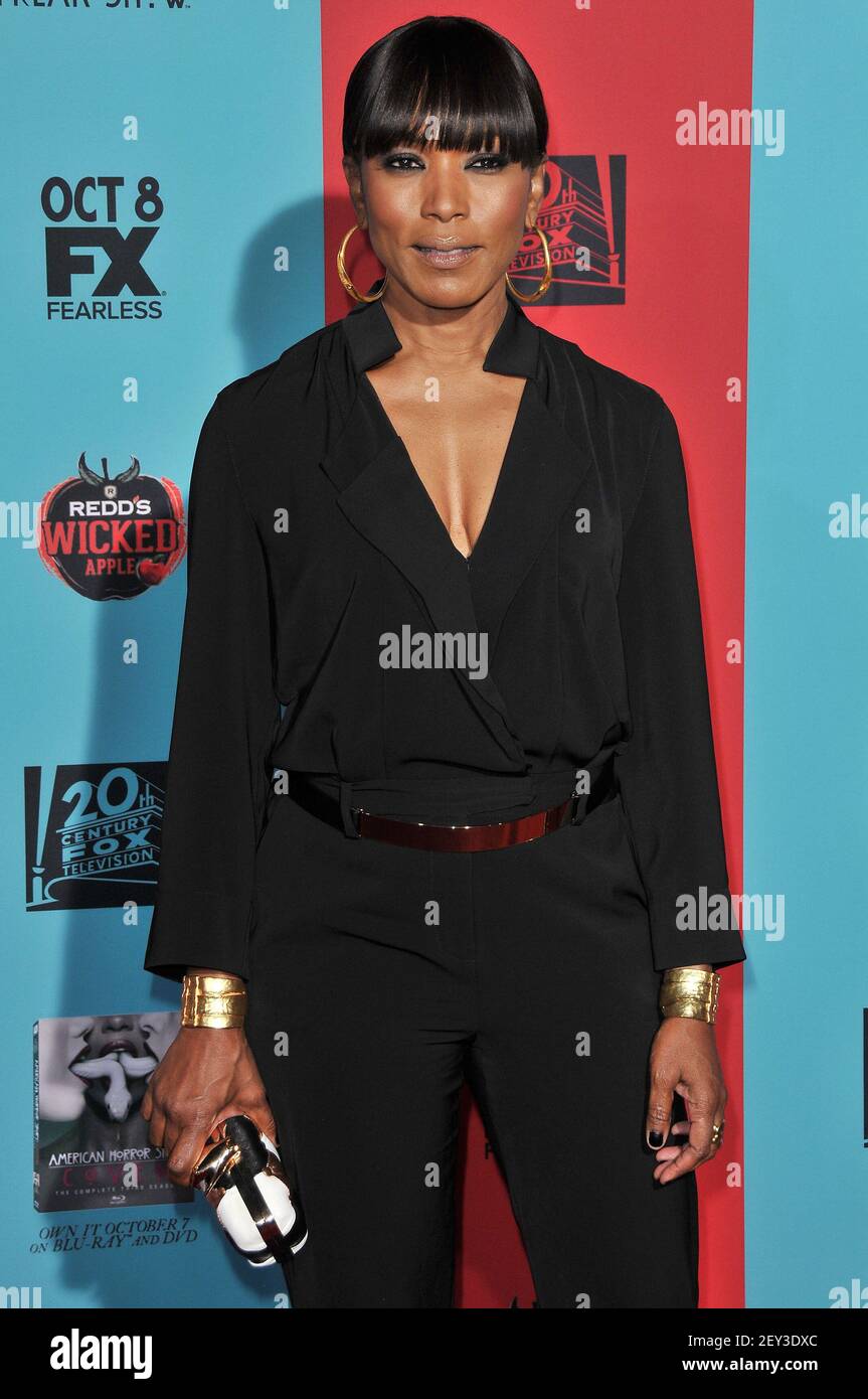 Angela Bassett At The American Horror Story Freak Show Los Angeles Premiere Arrivals Held